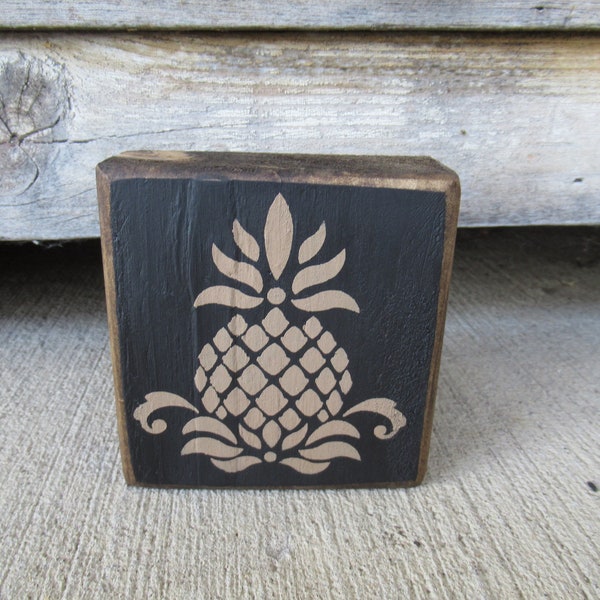 Primitive Pineapple - Etsy