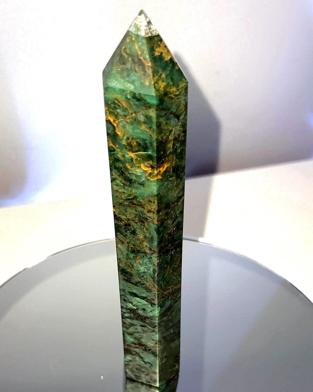 Fuchsite in Quartz Emerald Tower Stands Uneven Requires Base Sanded ...