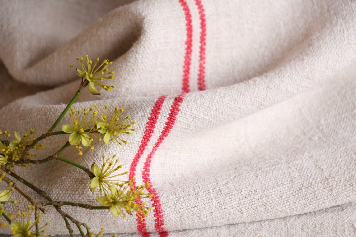 GP 717 : antique grainsack grain sack STRAWBERRY RED | Etsy