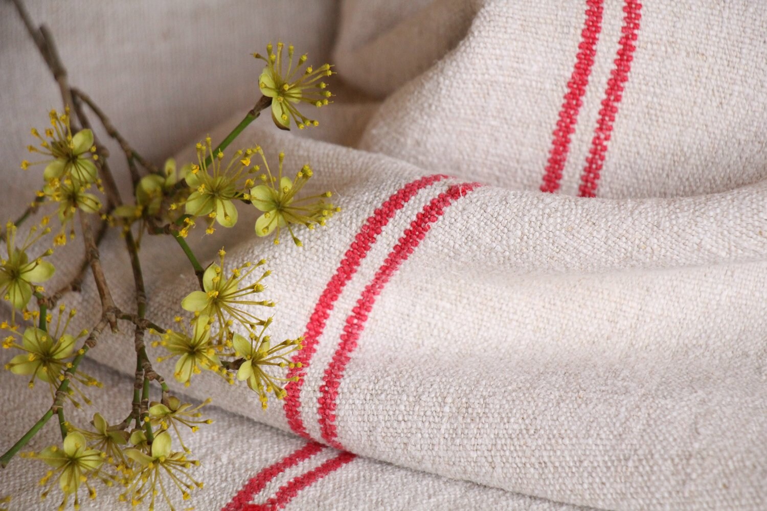 GP 717 : antique grainsack grain sack STRAWBERRY RED | Etsy