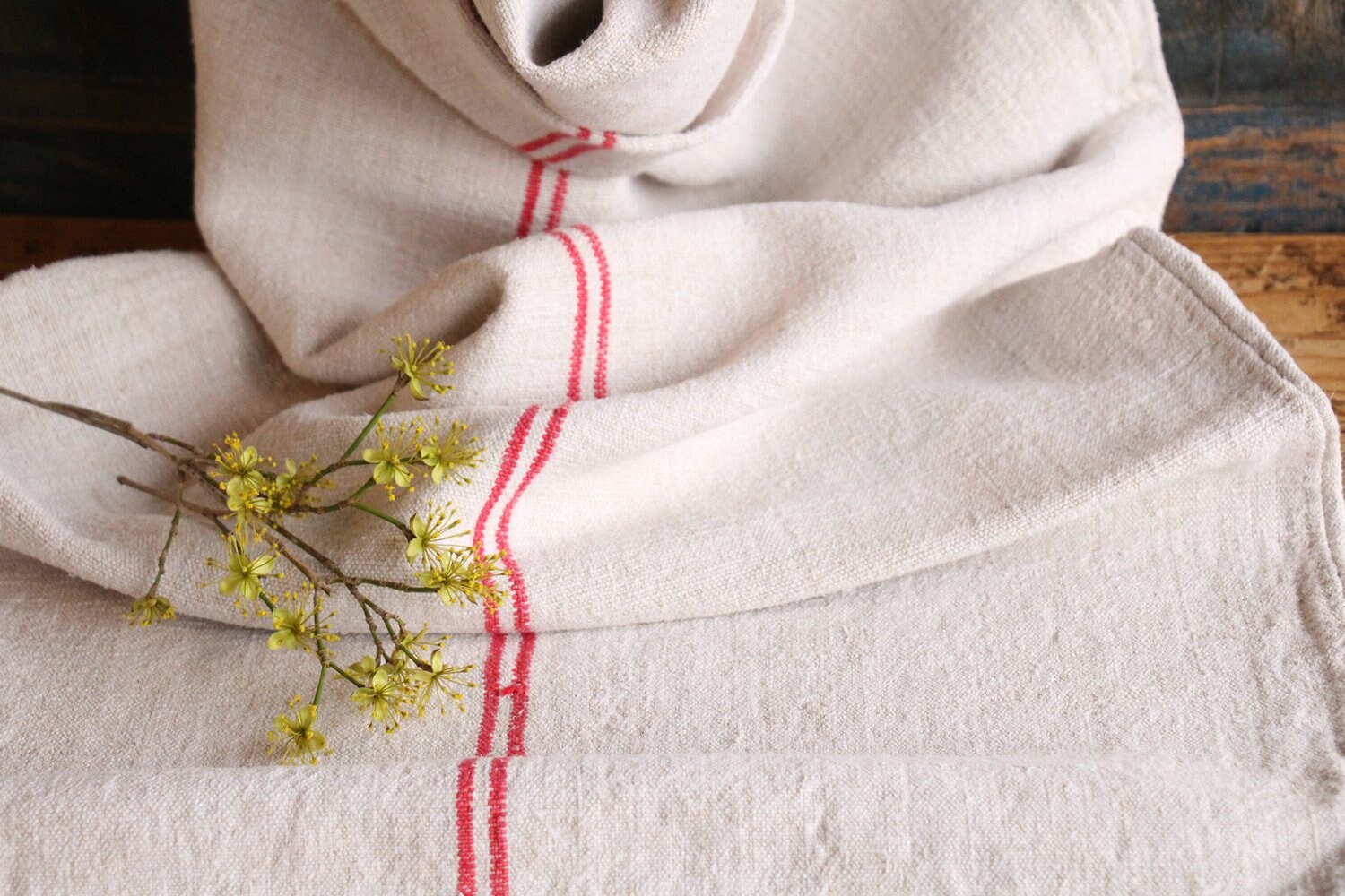 GP 717 : antique grainsack grain sack STRAWBERRY RED | Etsy