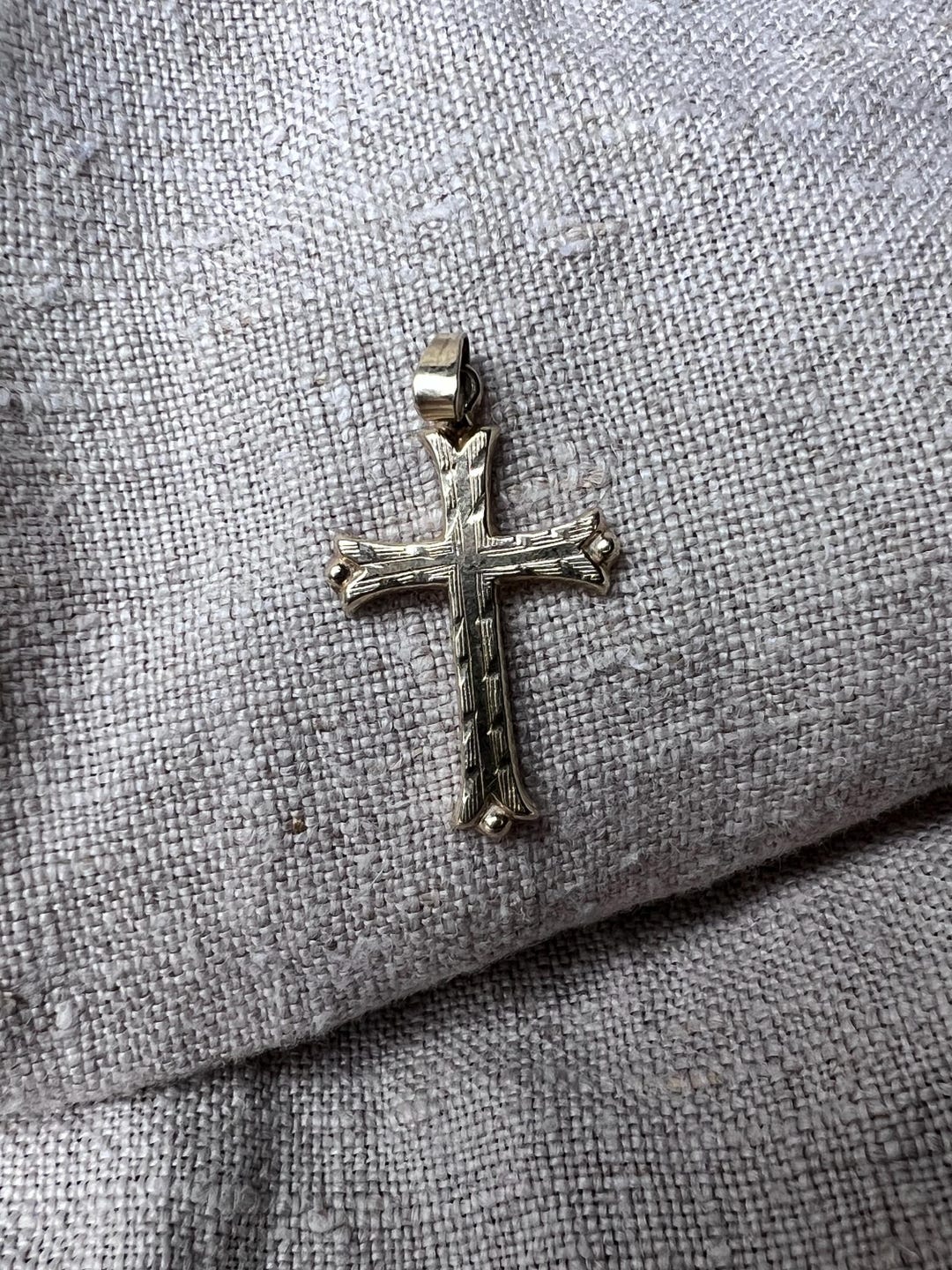 14k Yellow Gold Estate Etched Cross Pendant - Etsy