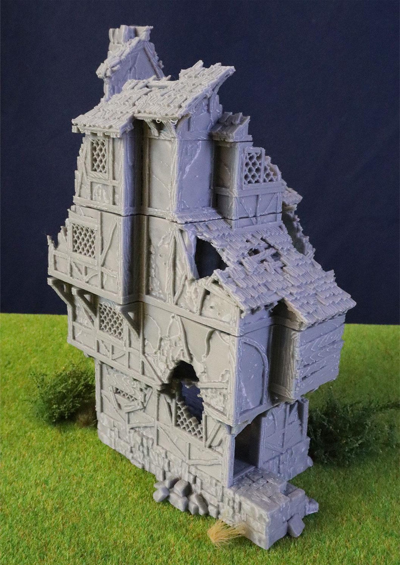 Ruined Medieval House - 28mm - Wargaming Tabletop - Fantasy Scenery ...