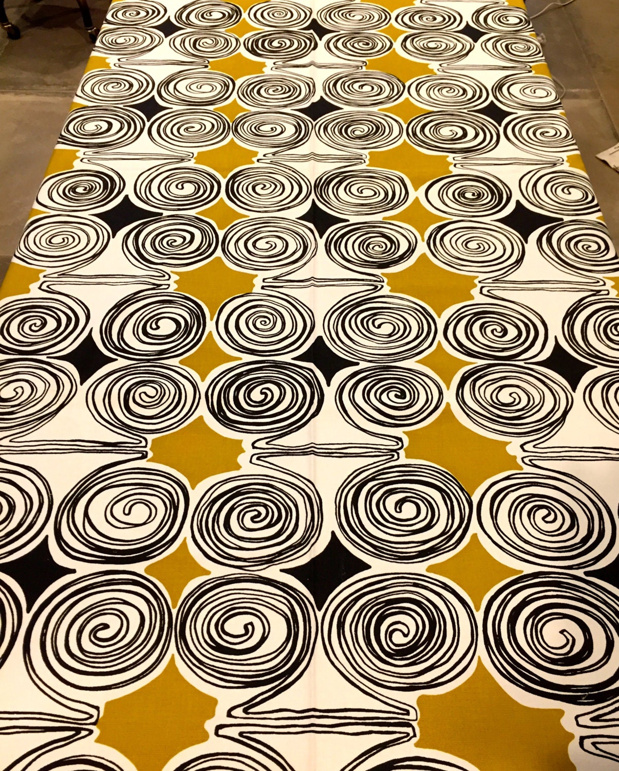 HOLD 4 GWEN Mod 70s Op Art Design Fabric with a Psychedelic Vibe ...