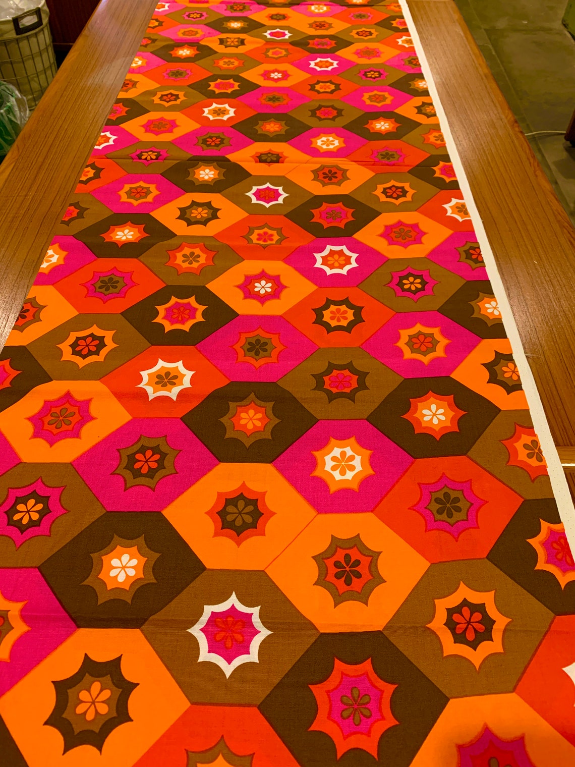 Groovy 70s Geometric Design MCM Fabric With a Bold 3D Op Art - Etsy