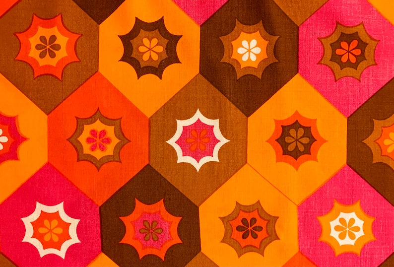 Groovy 70s Geometric Design MCM Fabric With a Bold 3D Op Art - Etsy