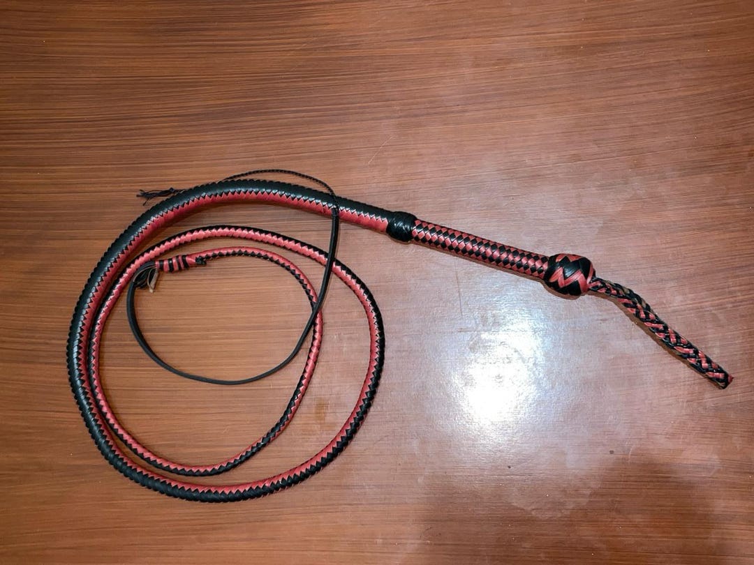 Leather Bullwhip Kangaroo Hide Leather 3 Feet to 12 Feet Long Bullwhip ...