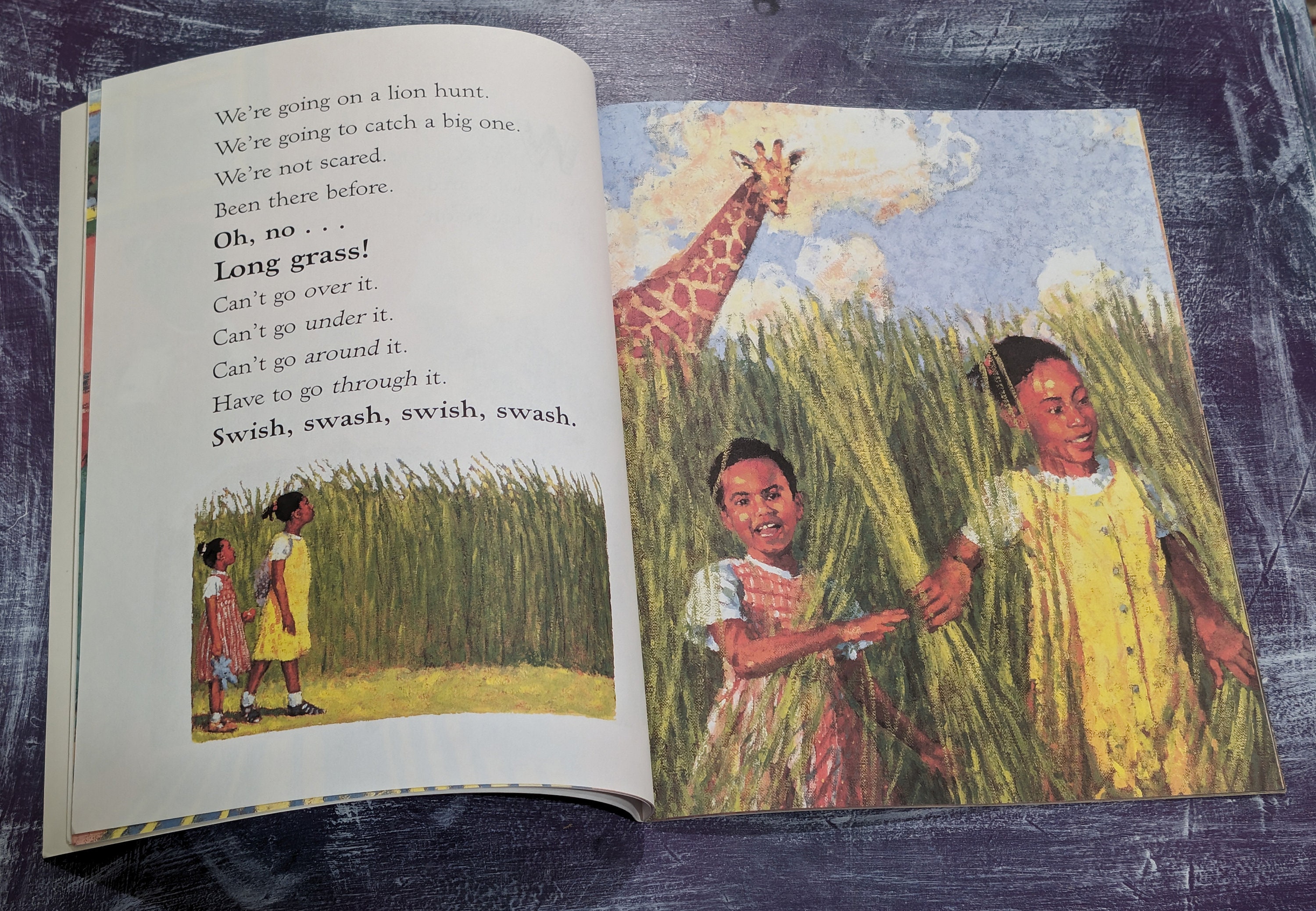 We're Going on A Lion Hunt by David Axtell Scholastic Inc 2001 Large ...