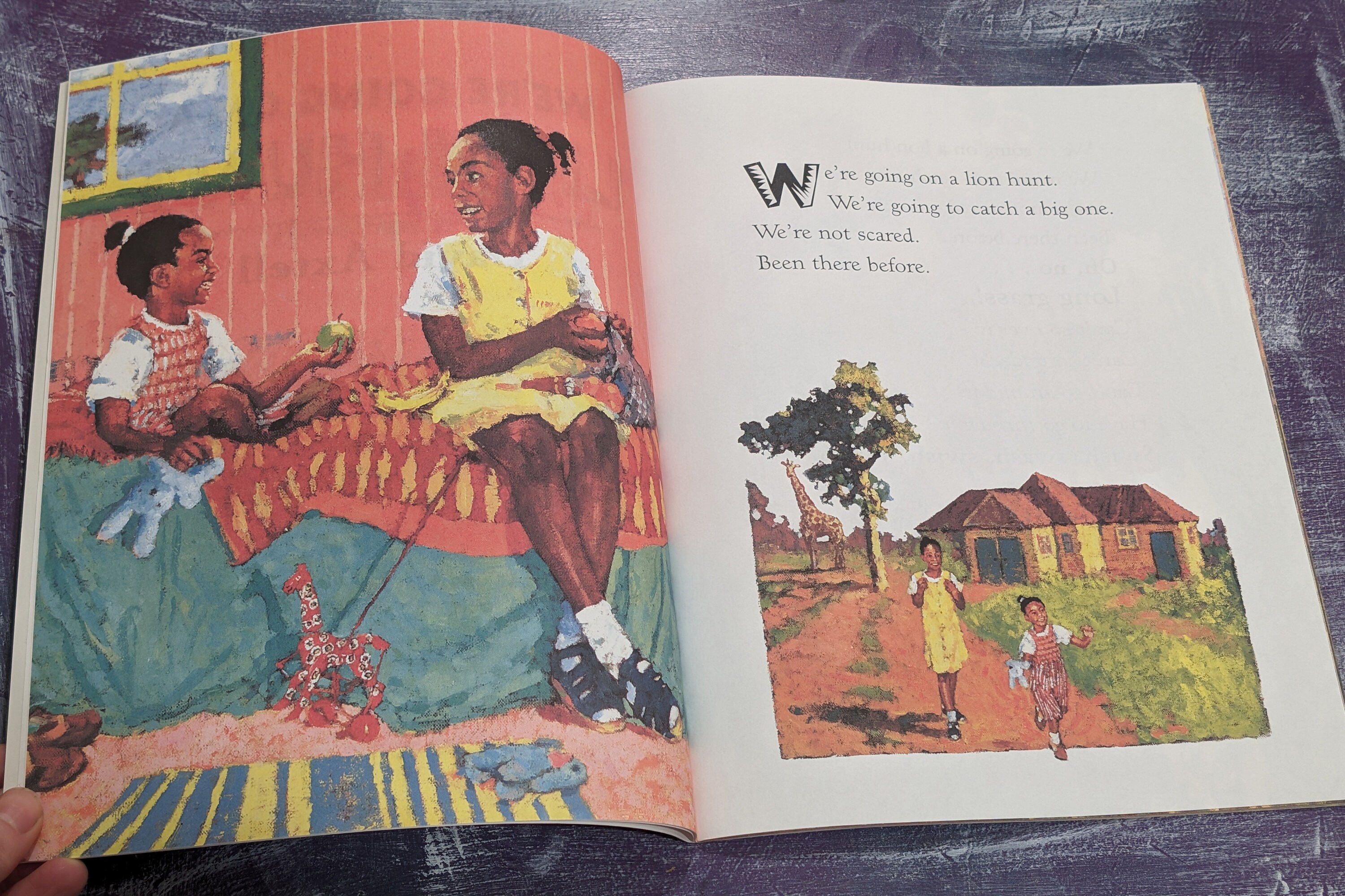 We're Going on A Lion Hunt by David Axtell Scholastic Inc 2001 Large ...