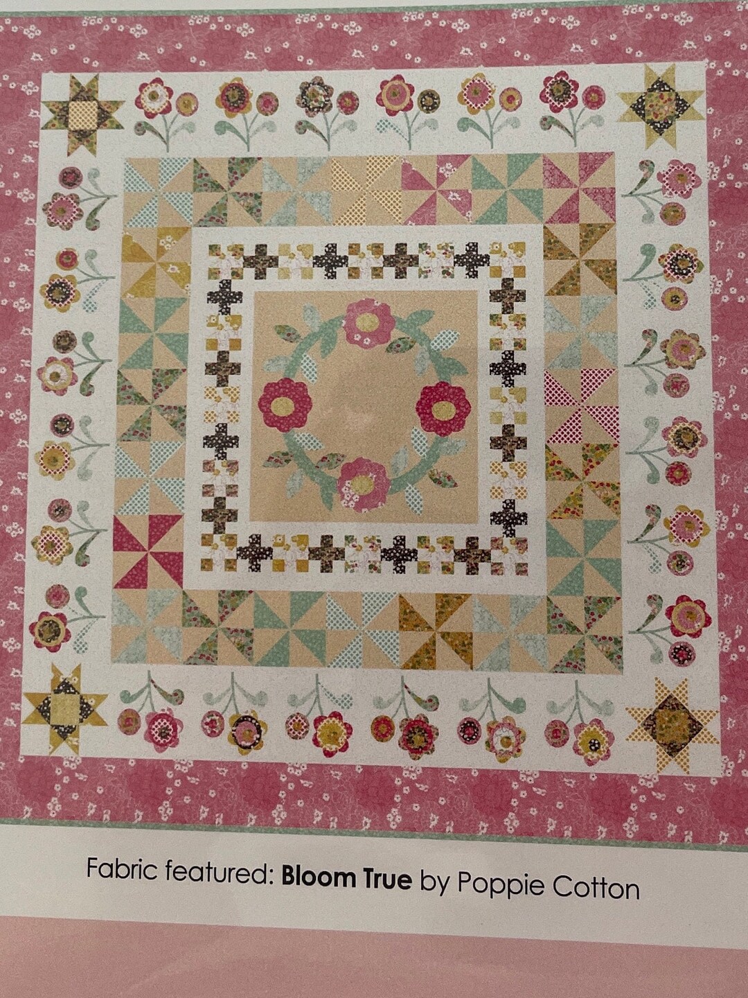 Poppie Cotton Flowers in Bloom Quilt Pattern - Etsy