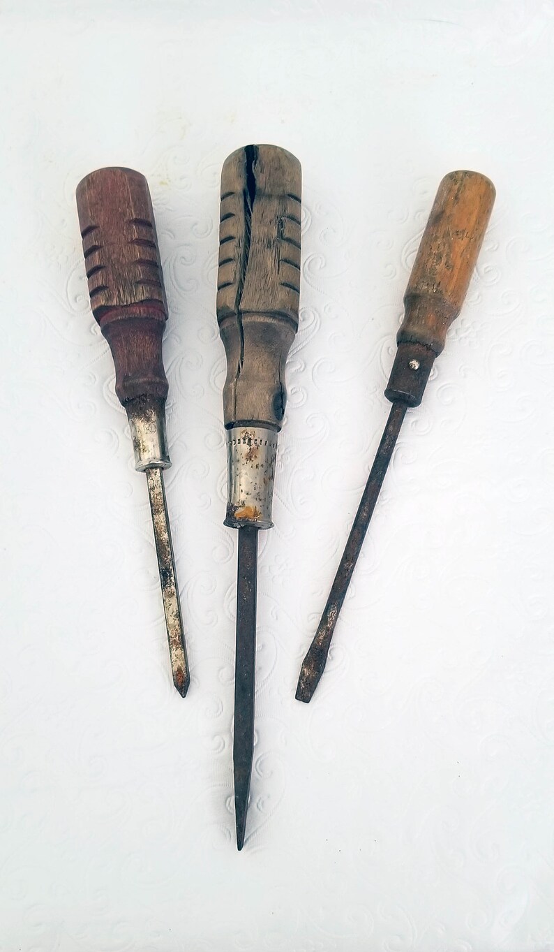 Vintage Wood Handled Rusty Screwdrivers 2 Flat Head 1 Philips-rustic ...