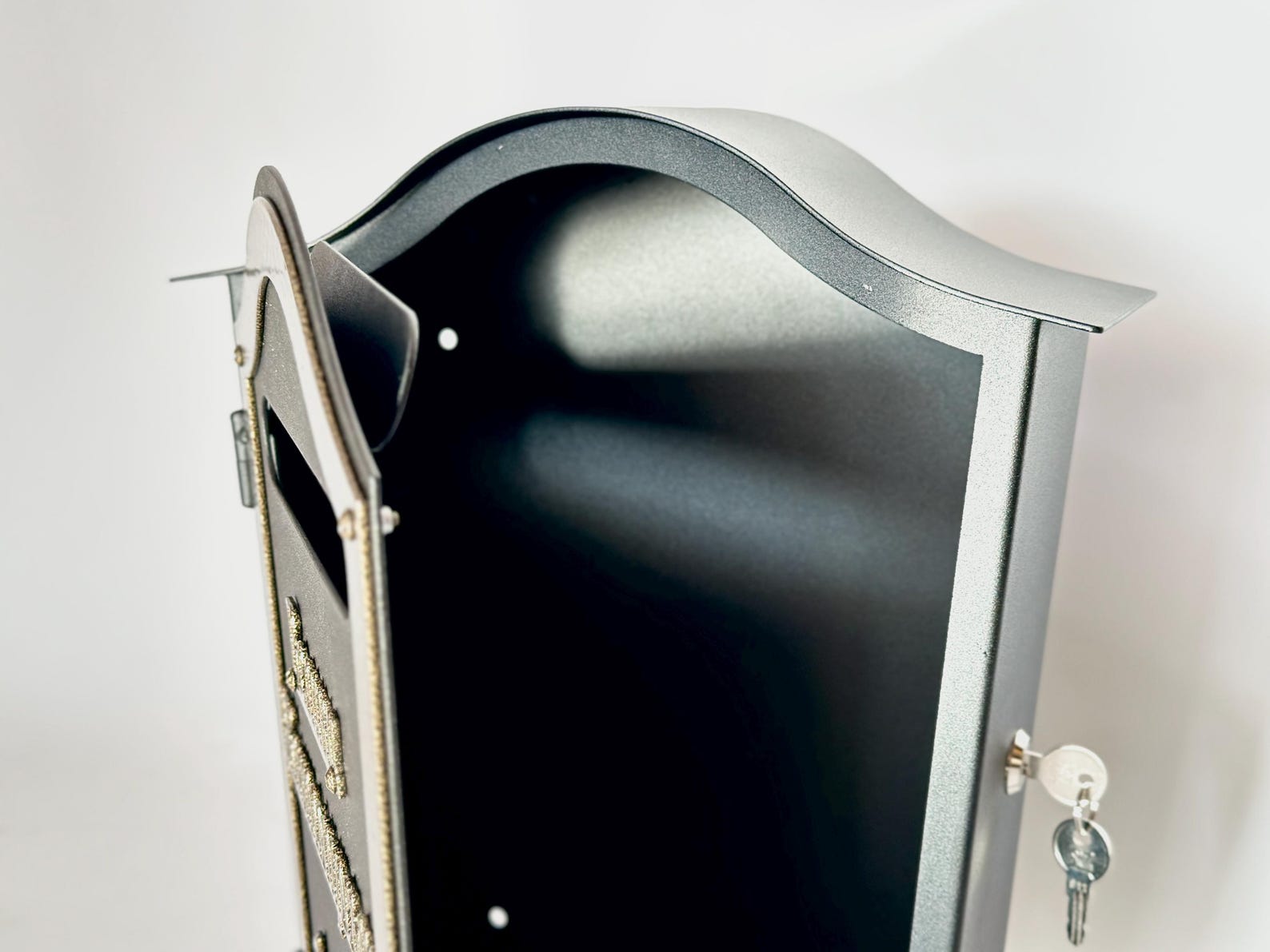 Locking Custom Mailbox - Wall Mounted Metal Mailbox With Personalized ...