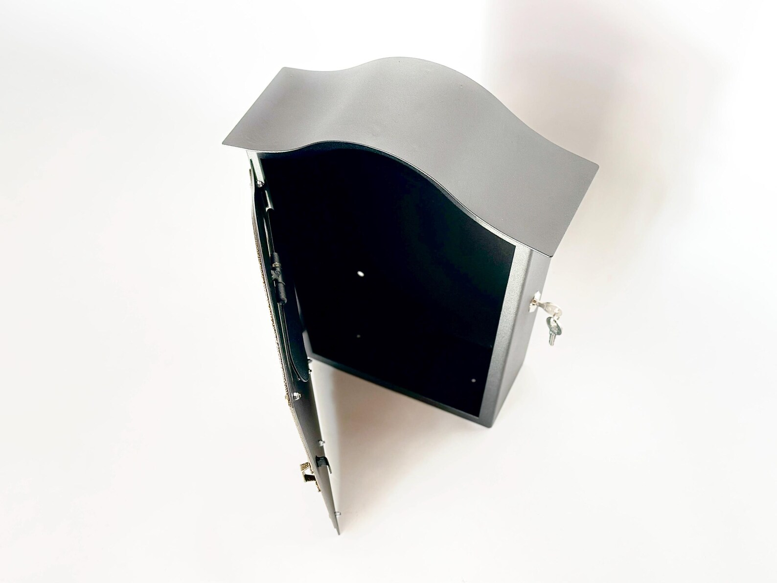 Locking Custom Mailbox - Wall Mounted Metal Mailbox With Personalized ...