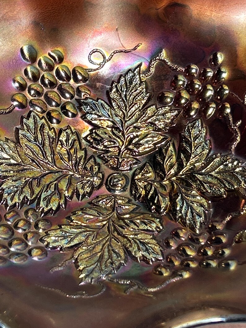 Grape & Leaves Design Glass Bowl | Northwood | Iridescent Carnival ...