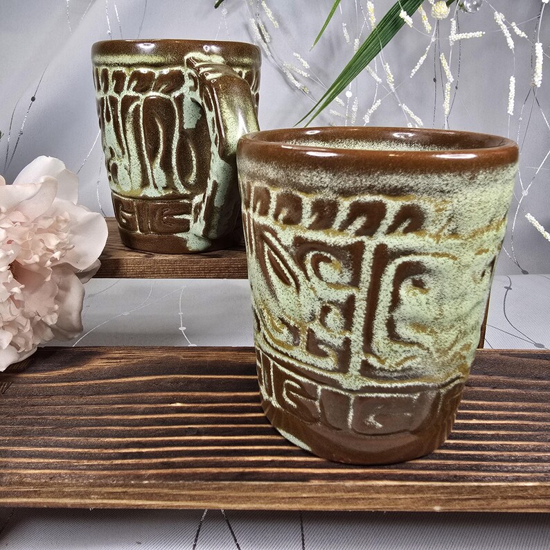 Pair of Vintage Frankoma Pottery 7CL Mugs With Mayan/aztec Pattern ...