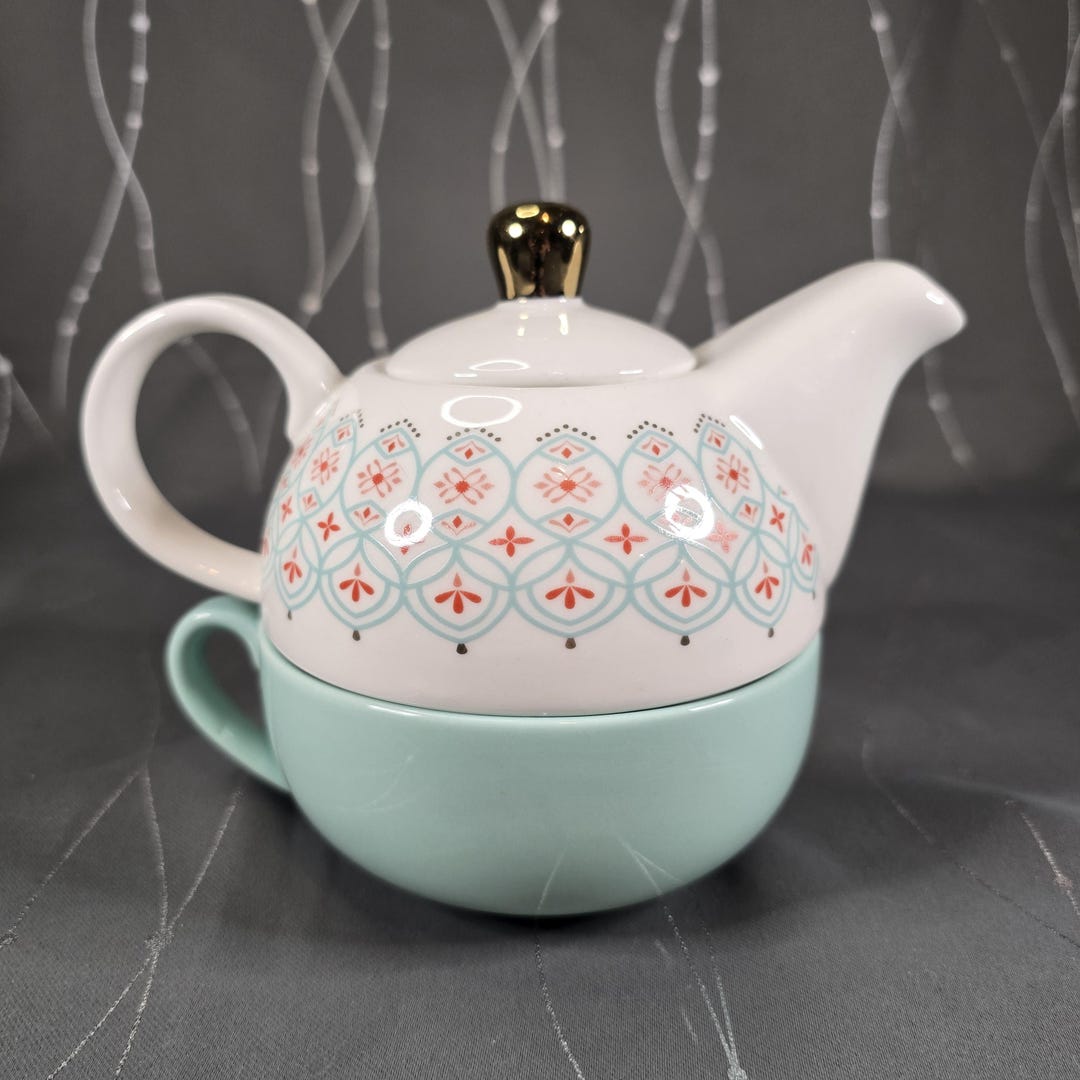 Aqua Blue and White Arabesque Pattern Tea-for-one Nesting Porcelain ...