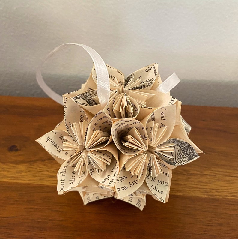 Alice in Wonderland Book Small Paper Flower Pomander Ornament - Etsy
