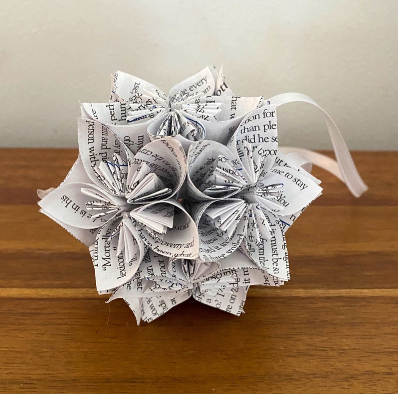 Jane Eyre Book Small Paper Flower Pomander Ornament - Etsy