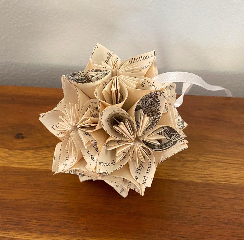 Alice in Wonderland Book Small Paper Flower Pomander Ornament - Etsy