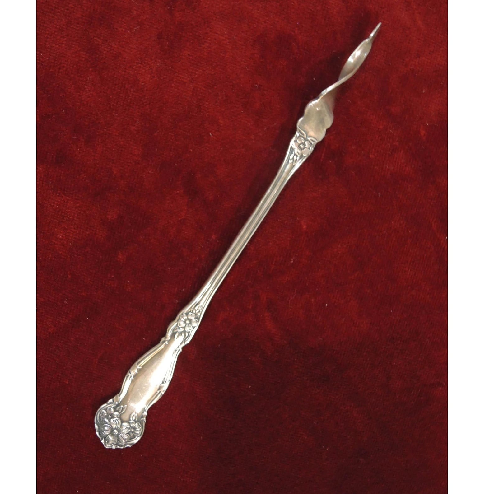 Vintage Butter Pick, Wm. Rogers & Son, Arbutus Pattern, 1908, Rare ...