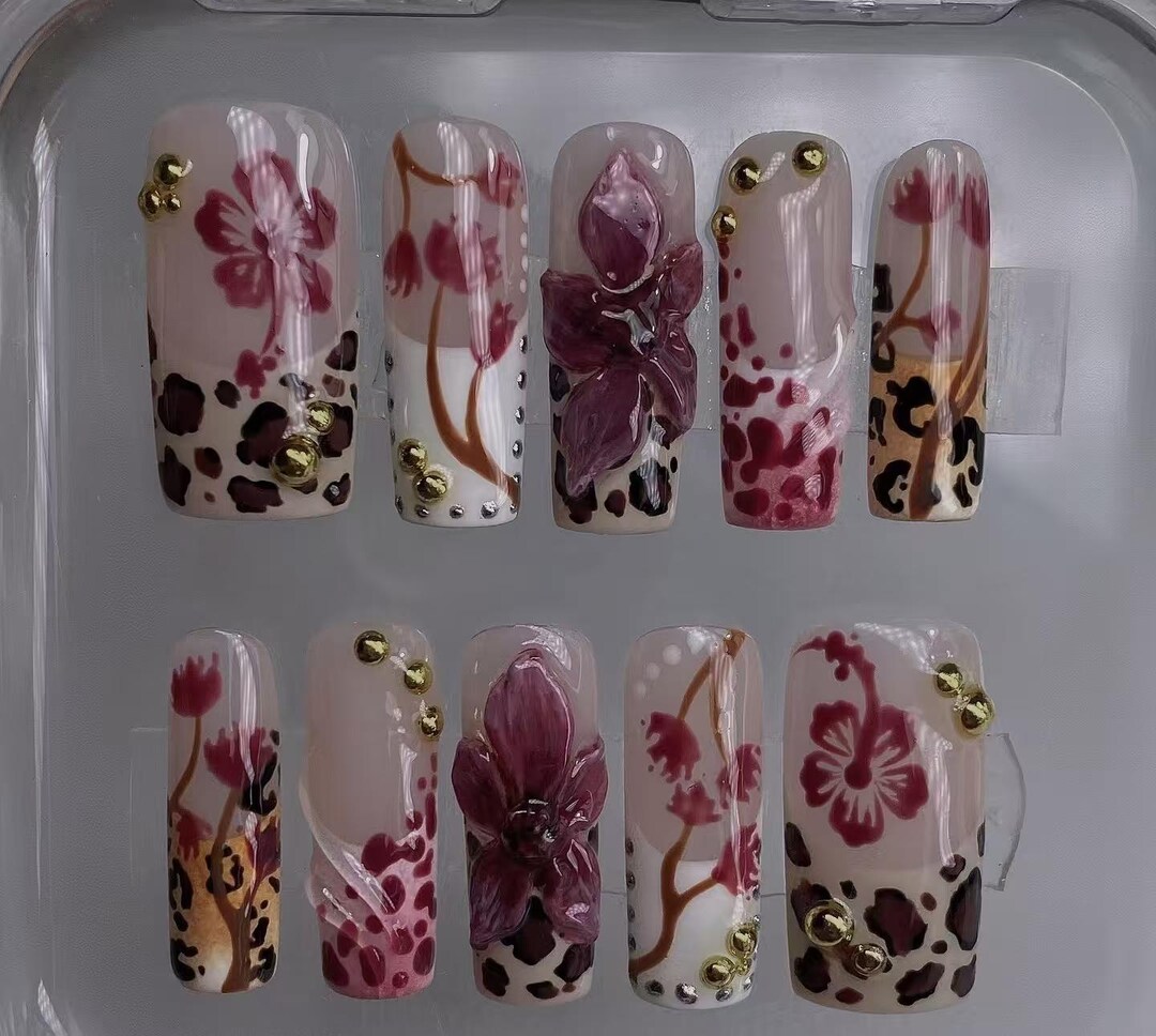 Elegant Floral and Leopard - Print Long Nails，long Nails,floral Nails ...