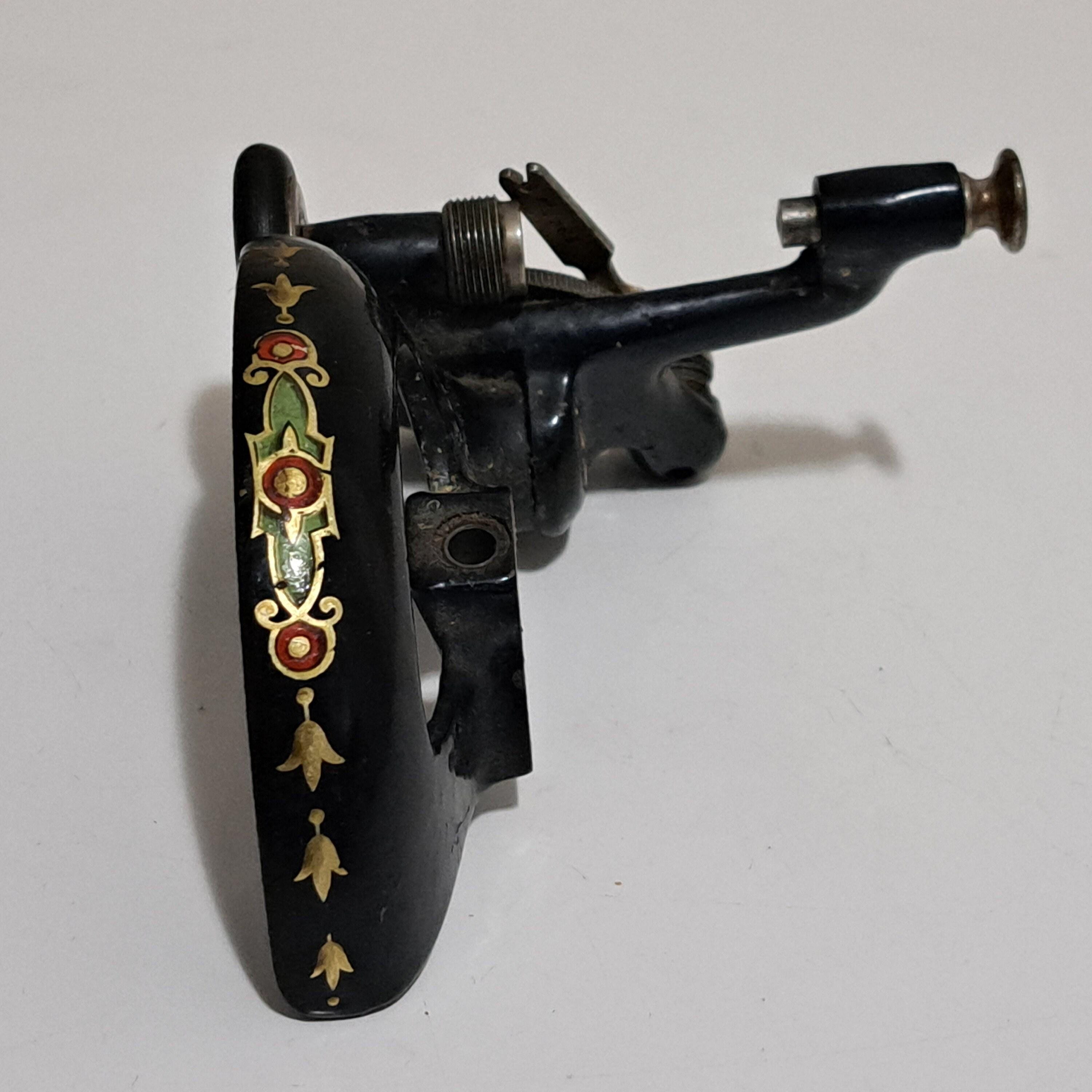 1924 Singer Model 28 La Vencedora Decal Bobbin Winder Belt Guard ...