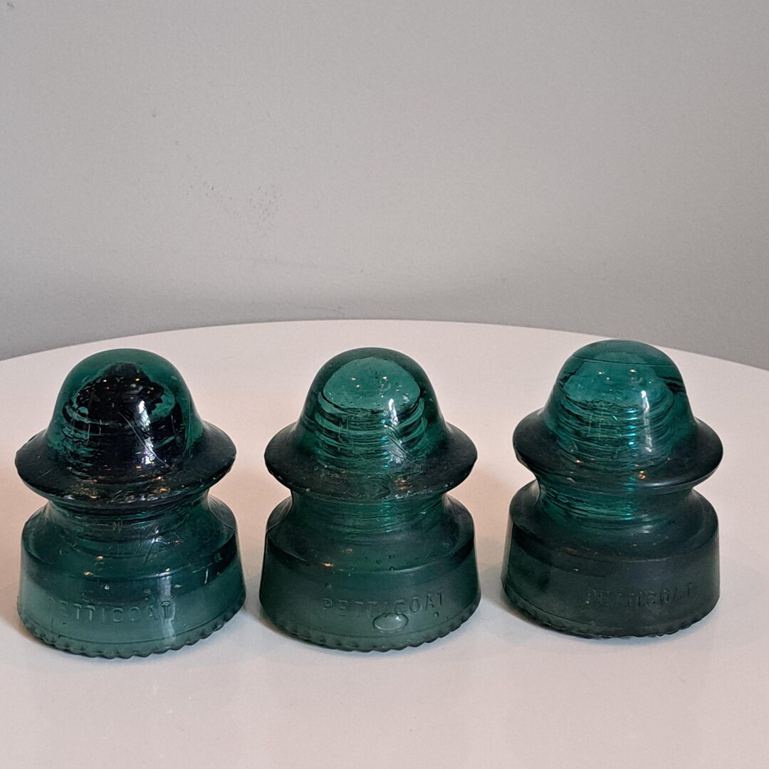 Vintage Set of 3 Glass Insulators H.g. Co Aqua/blue Green Petticoat ...