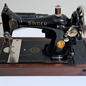 Vintage 1936 Singer Sewing Machine Model 128 Singer Model 128 Sewing ...