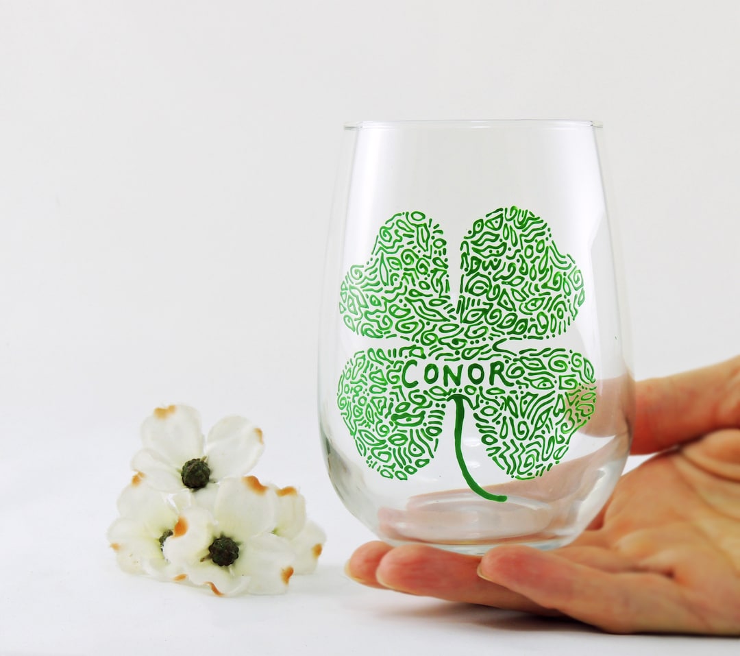Personalized Shamrock Wine Glass: Hand Painted Irish Gift - Etsy