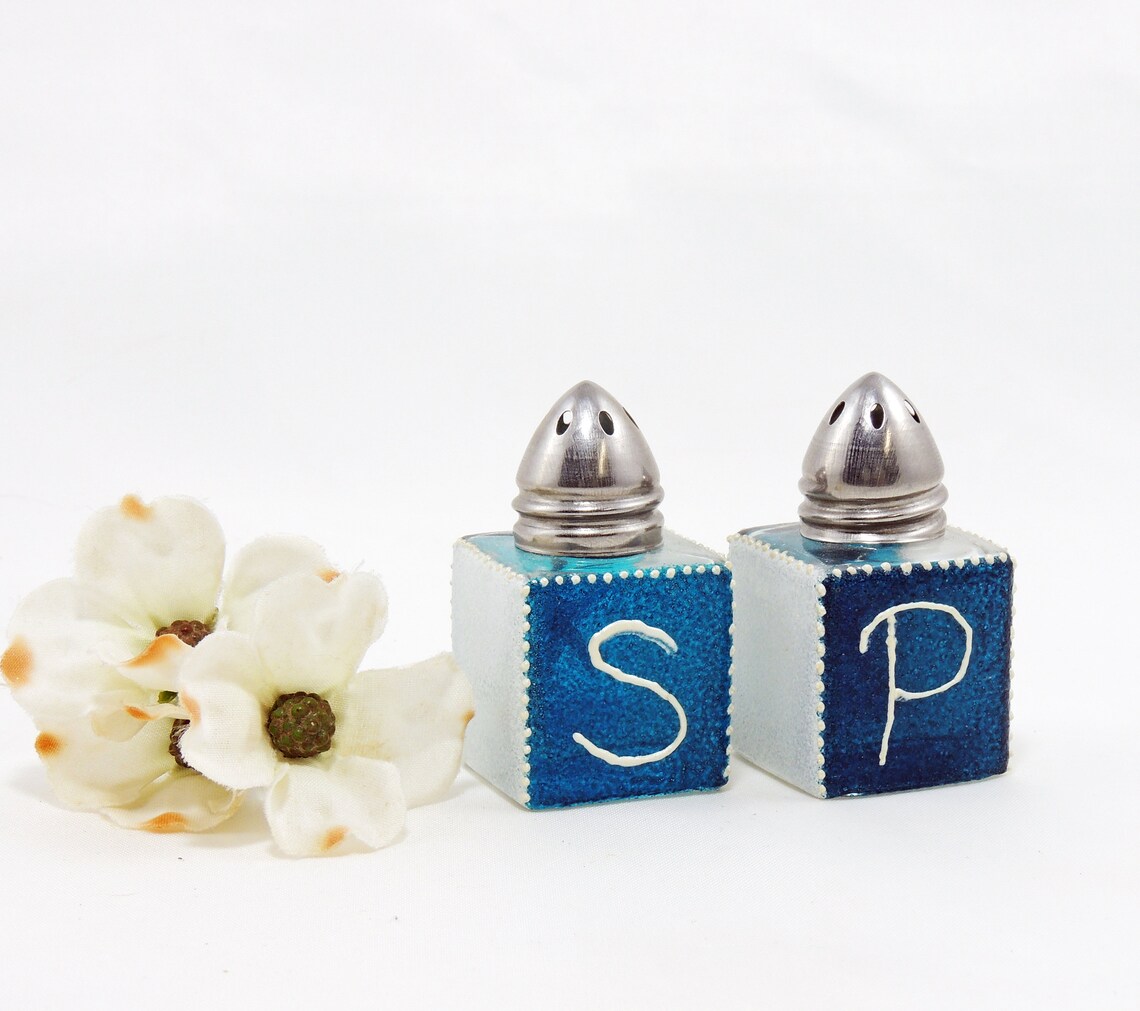 Mini Salt and Pepper Shakers Starfish Sea Star Seashore - Etsy