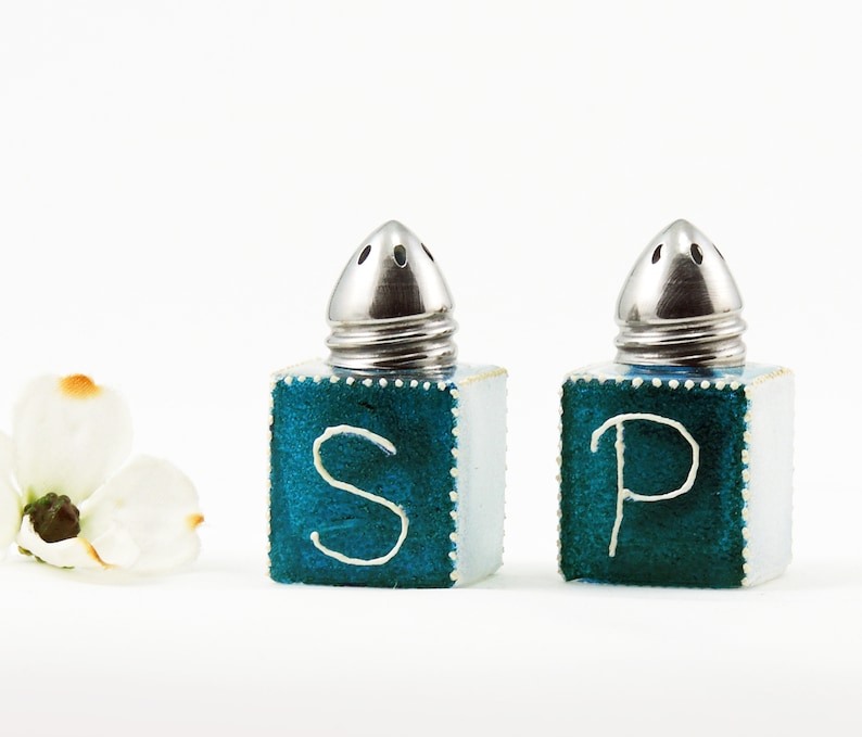 Mini Salt and Pepper Shakers Starfish Sea Star Seashore | Etsy