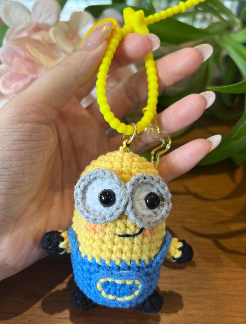 Minion Crochet Keychain/bag Charm– Customizable Gift for Special ...