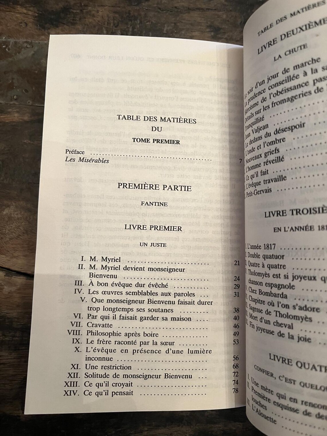 Les Miserables 1 by Victor Hugo | Pocket Classiques (FRENCH) - Etsy