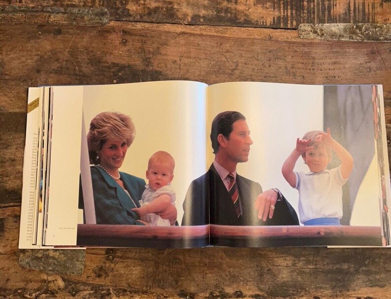 Diana : Portrait of a Princess by Judy Wade and Jayne Fincher (1998 ...