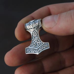 Sterling Silver Thor’s Hammer Pendant, Viking Mjolnir Amulet, Norse ...