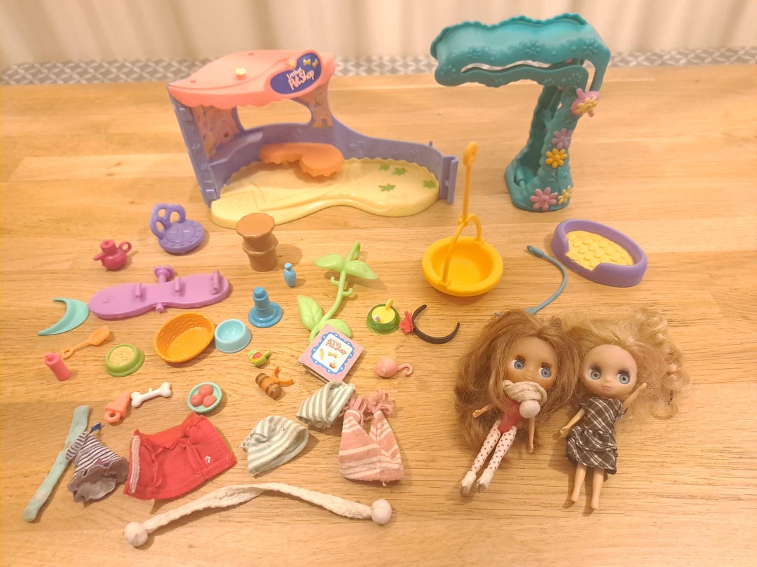 LPS Bakery With 2 Blythe Dolls and Lots of Accessories, Littlest Pet ...