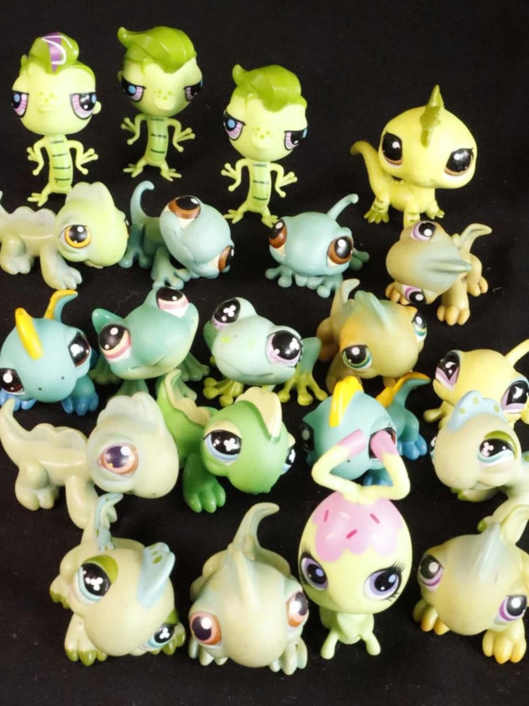LPS Reptiles, Frog, Littlest Pet Shop Authentic Hasbro, Price per Piece ...