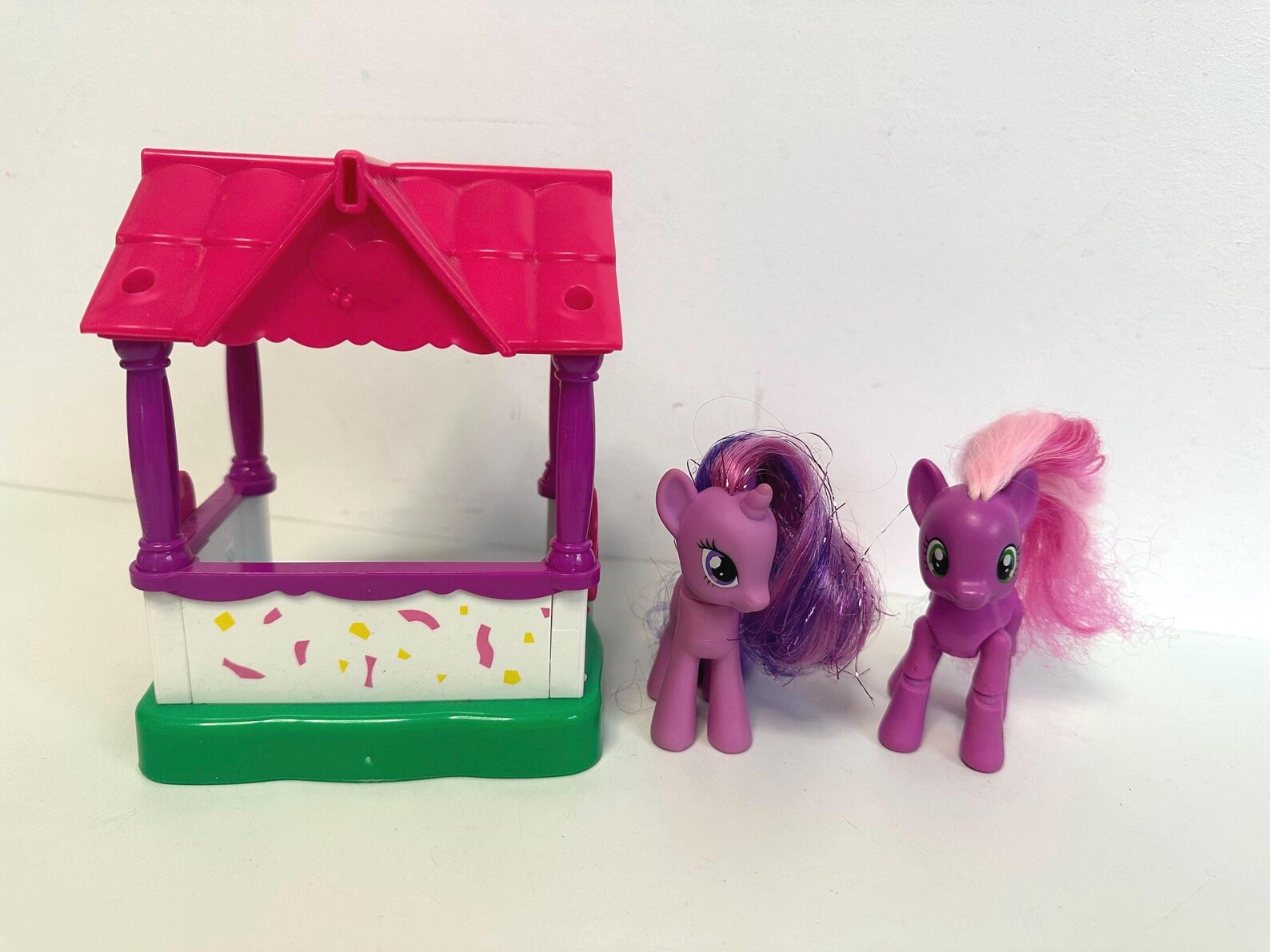 Stable With 2 Ponies From My Little Pony - Etsy