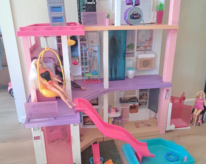Barbie Dreamhouse 3 Stories High! Lights, Sounds, and Lots of ...