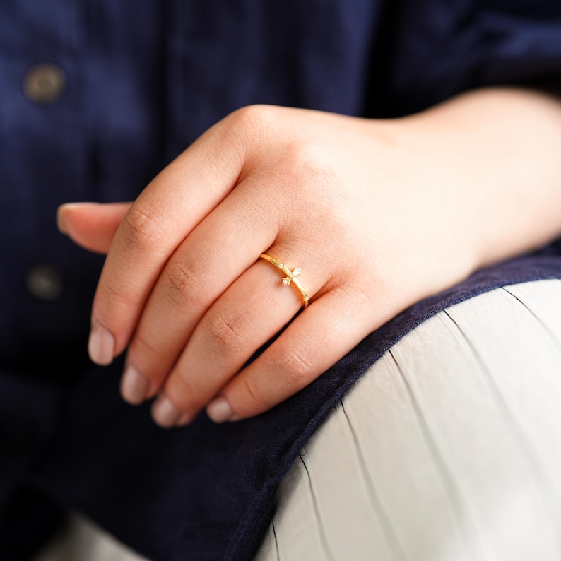 14k Cross Gold Diamond Ring / Elegant Gold Cross Ring / Religious Gold ...