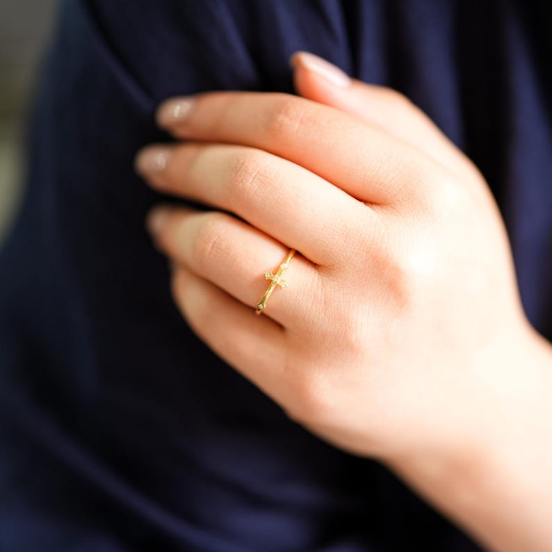 14k Cross Gold Diamond Ring / Elegant Gold Cross Ring / Religious Gold ...