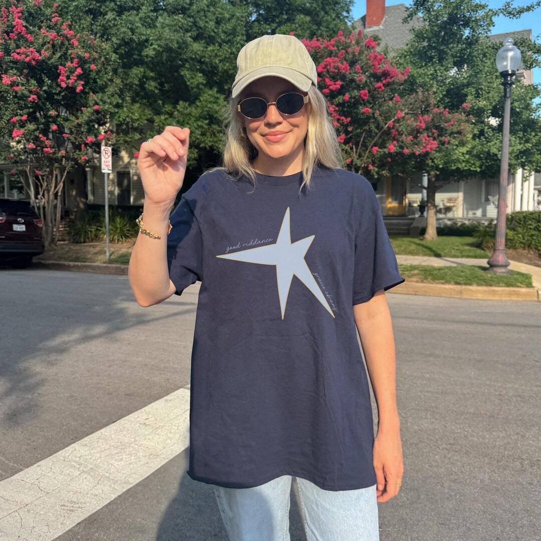 Good Riddance Oversized Tee Yellow, Blue Star Graphic White, Blue, Pink ...