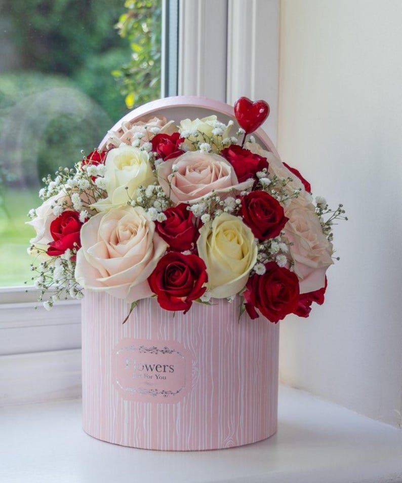 Oasis Pink Striped Hat Boxes With Clear Lids Set of 3 for Flower ...