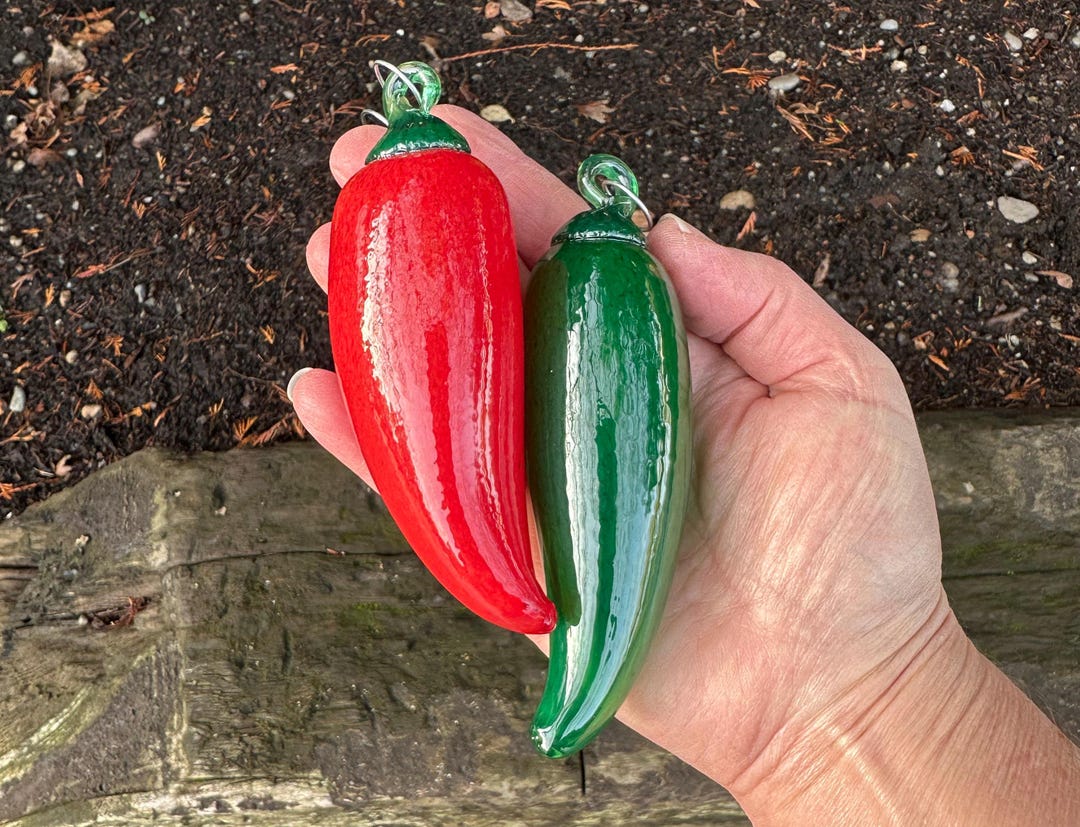 Blown Glass Chili Pepper Ornaments, Set of 2 Hanging Red & Green Pepper ...