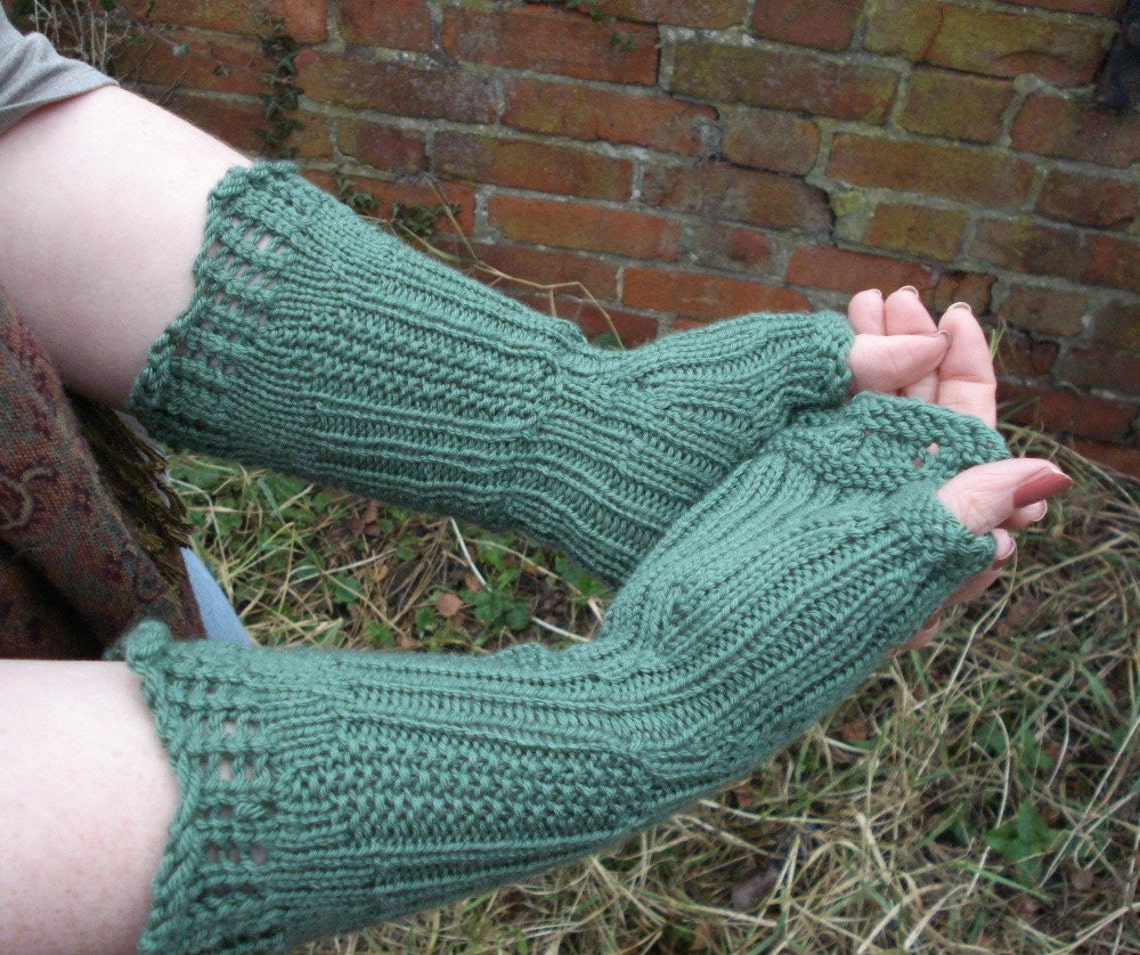 Russell Square Mitts PDF Knitting Pattern - Etsy