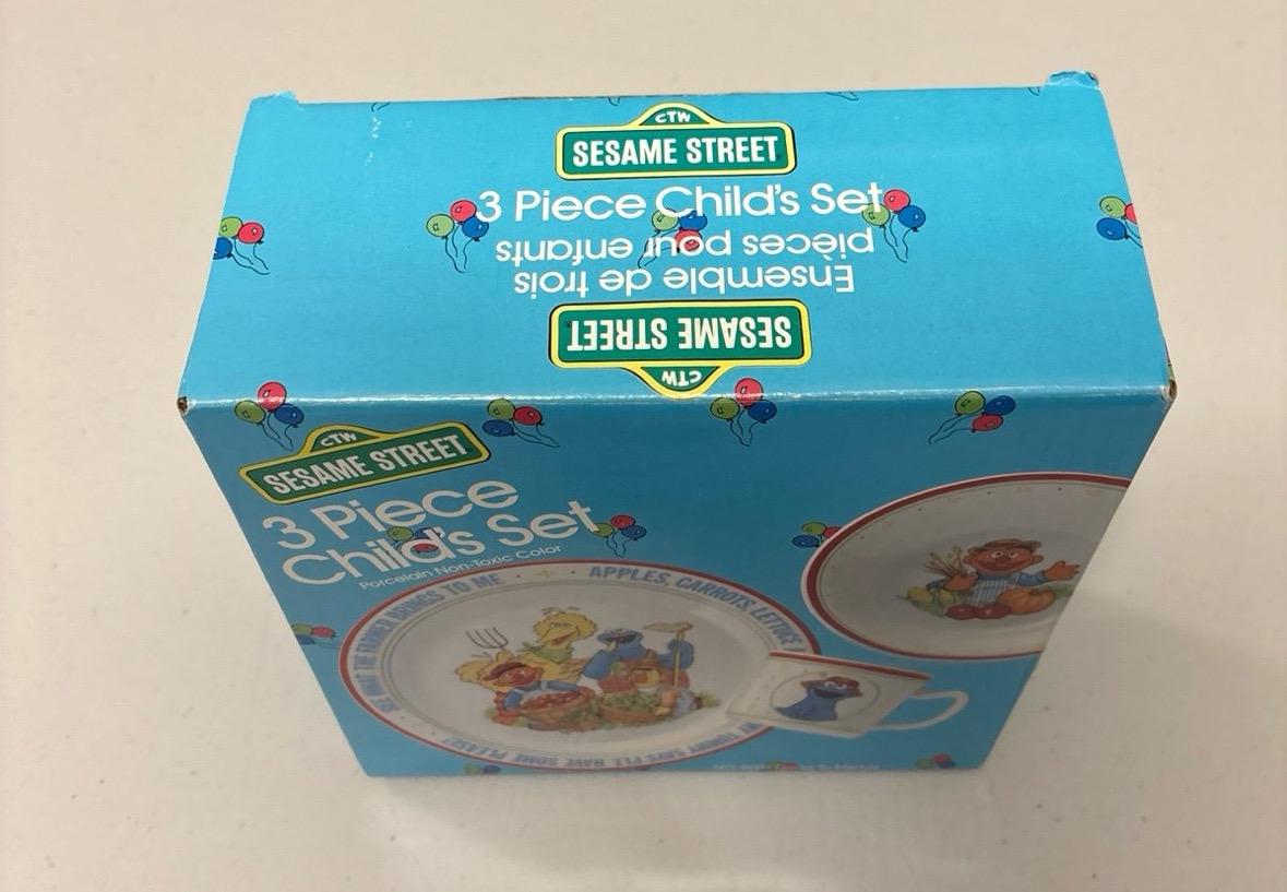Vintage 1986 Sesame Street Porcelain Child's Set: Flying Kite, New in ...