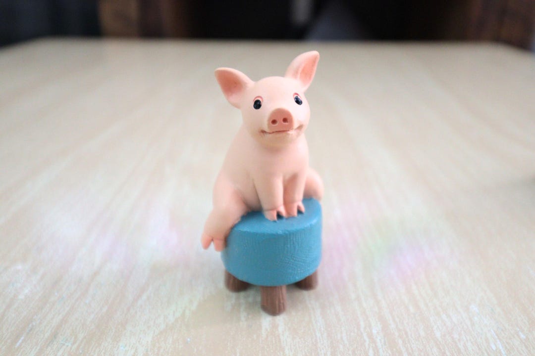 That Cute Pig Sitting in a Chair| Miniature Pig Figurine | Pig ...