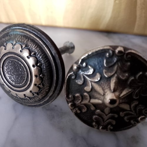 VintageOlivaArt - Etsy