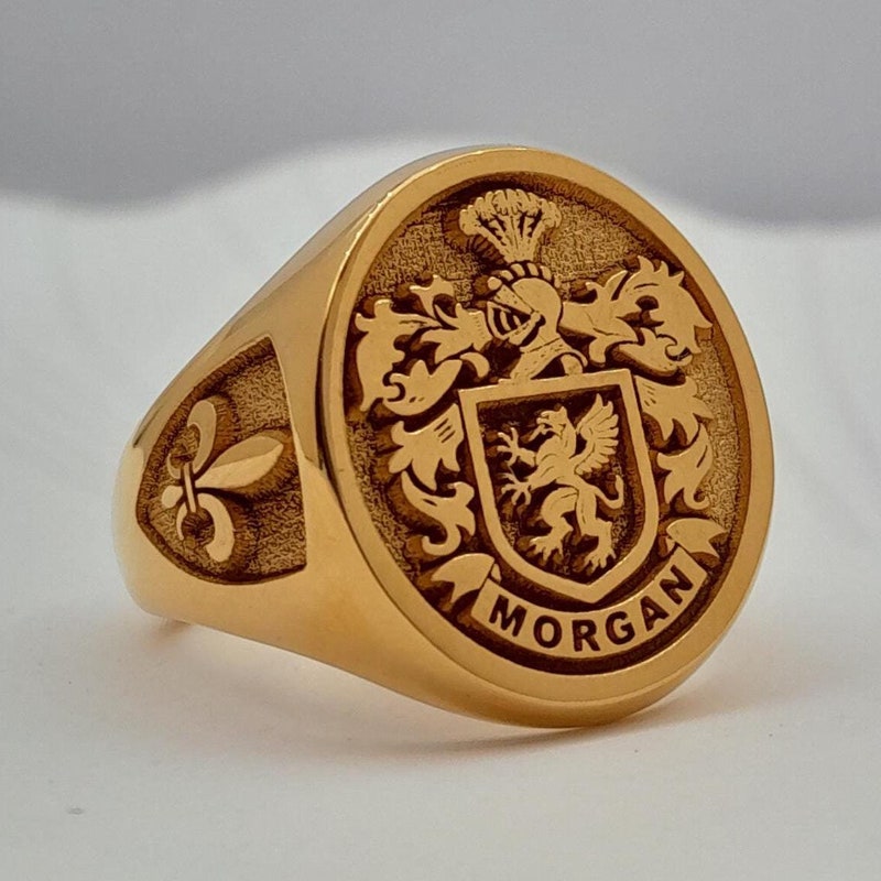 Family Crest Ring - Etsy