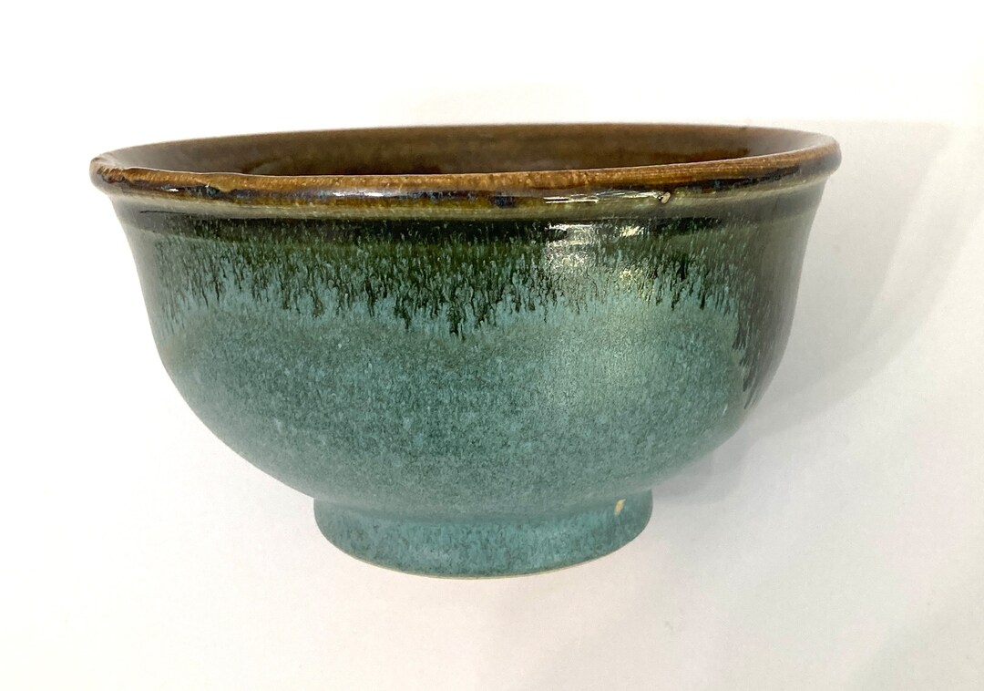 Vintage Studio Art Pottery Soup or Serving Bowl With Really Interesting ...